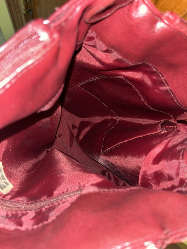 GAL Burgundy Faux Leather Shoulder Bag Purse Zip Pockets - 3 Inside ...