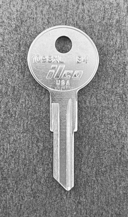 Lots of B4 1098XL GM-38 Type Key Blanks for Briggs & Stratton 321106 ...