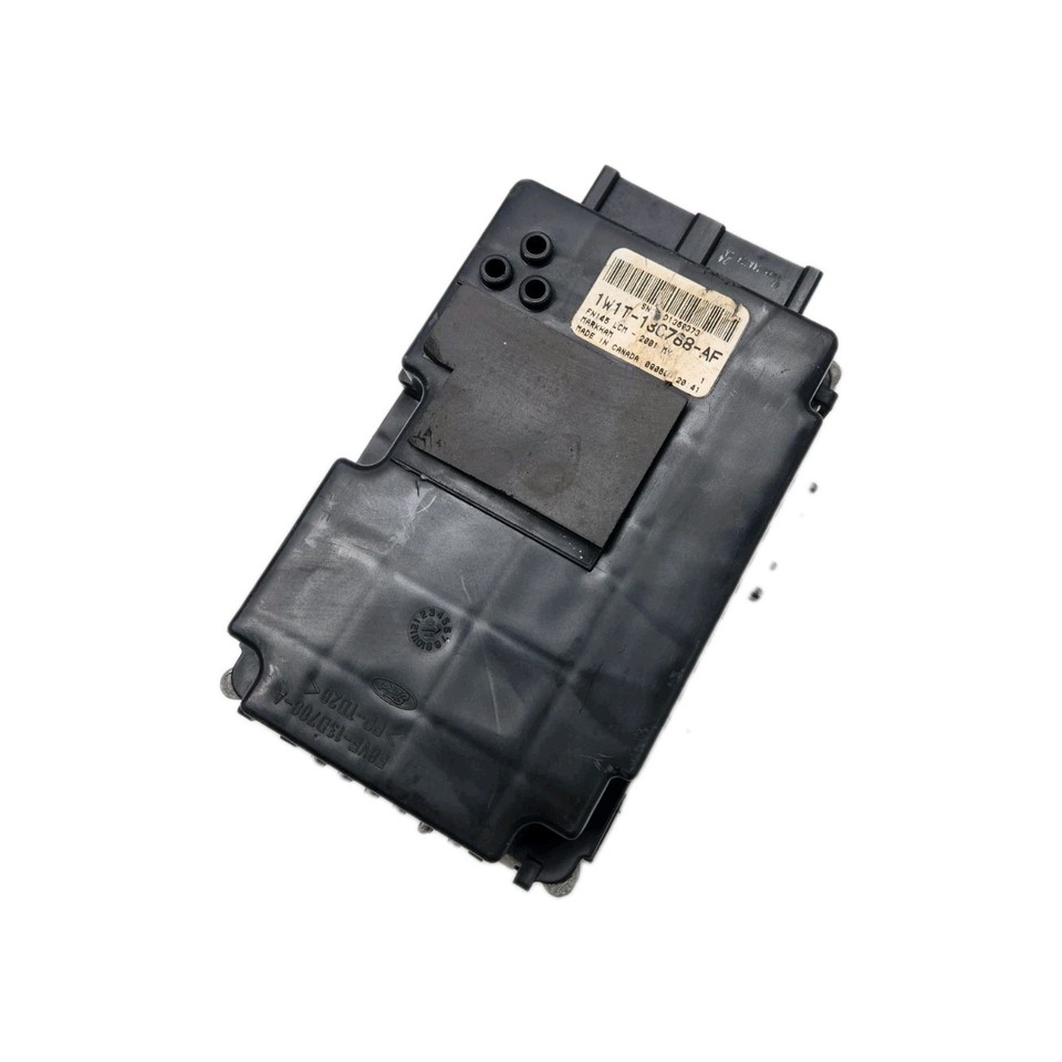 01-02 REFURB LINCOLN TOWN CAR LCM LIGHTING CONTROL MODULE 1W1T-13C788 ...