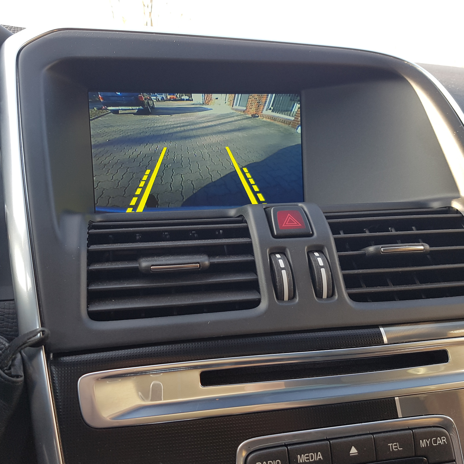 Volvo V70 Rückfahrkamera Nachrüstsatz ab 2014-2018 mit Sensus OEM ...