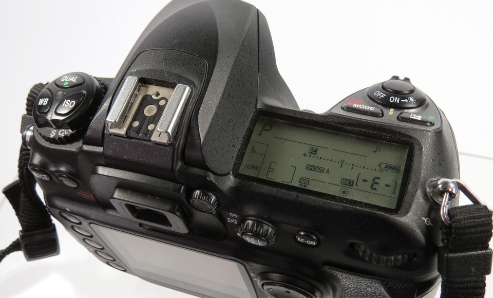 Nikon D200 DSLR Camera + 55-200mm VR Lens – Pro Kit, Tested, Near Mint ...