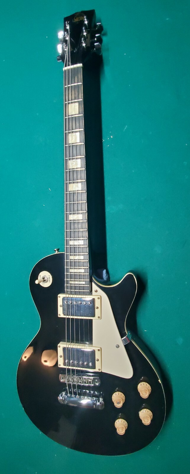 Vintage Hondo Guitars for Sale