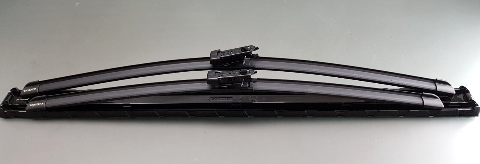 Original Volvo V70 S80 XC70 Wischblättersatz pour Pare-Brise Kit ...