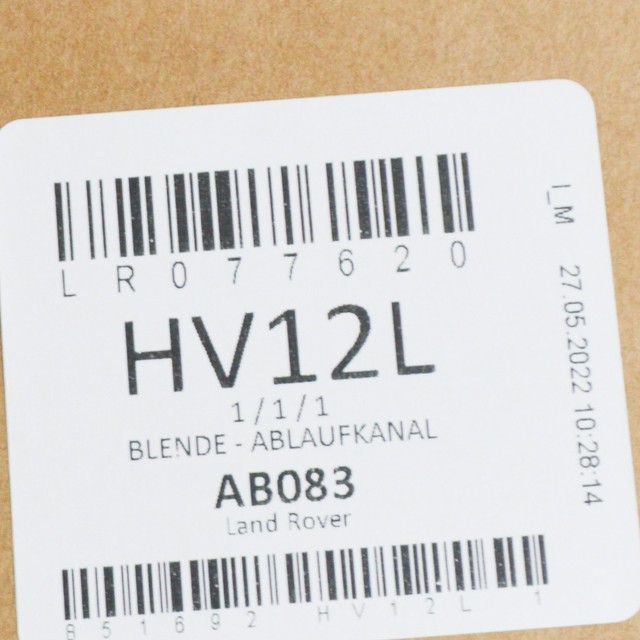 OEM LR Range Rover L405 Liftgate Right Lower Corner Trim LR077620 ...