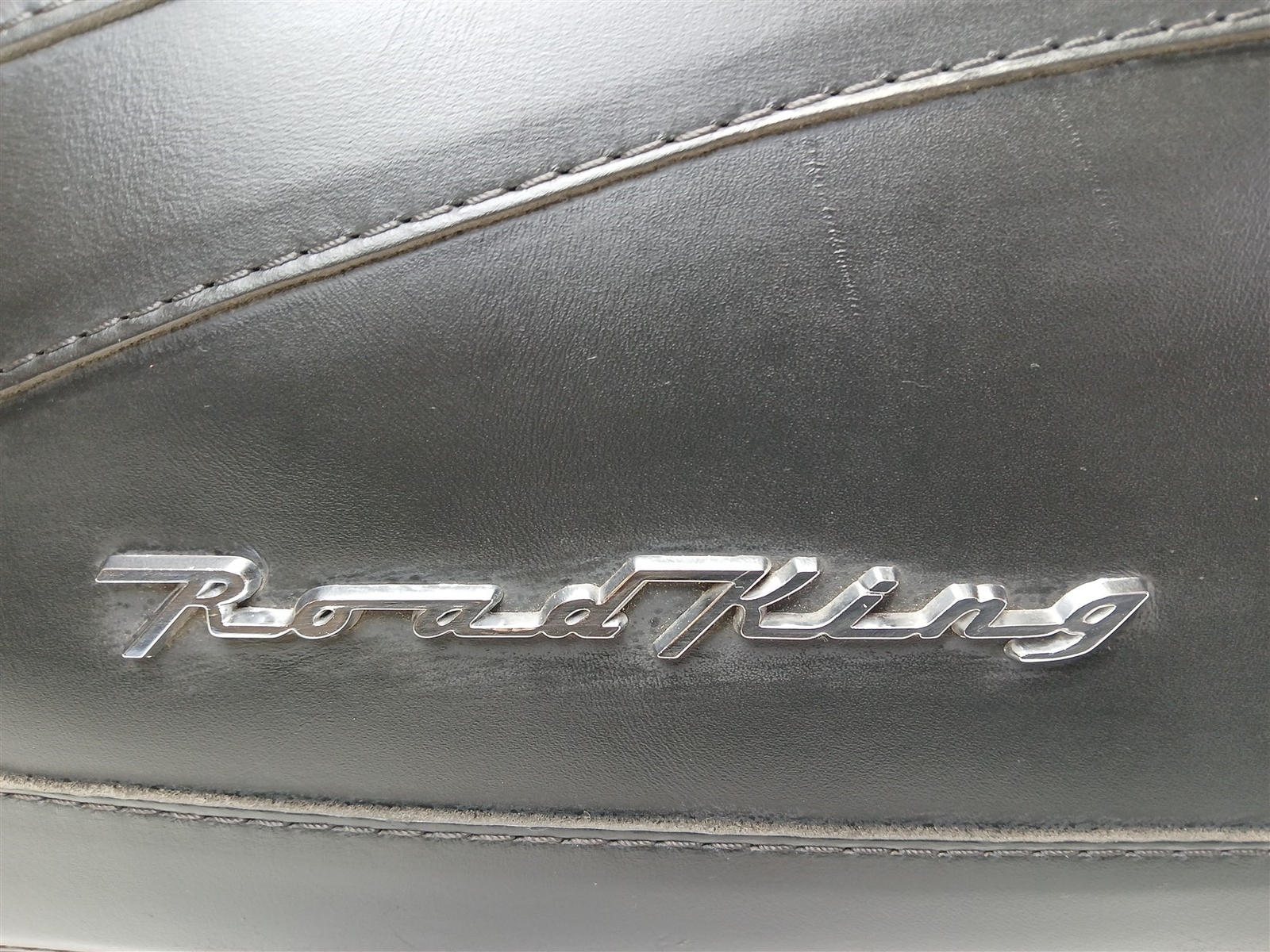Harley-Davidson 2006 FLHRS Road King Leather Saddlebags 91316-04 / ...