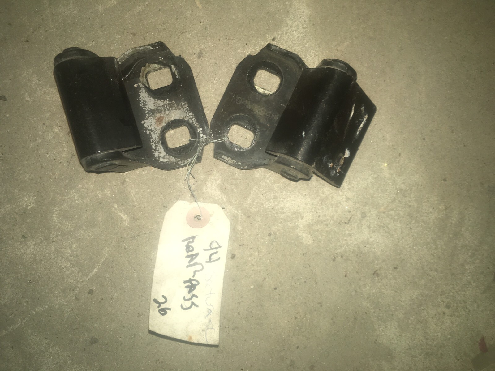 1994 SATURN SL2 SEDAN Right Pass Rear DOOR HINGE HINGES | eBay