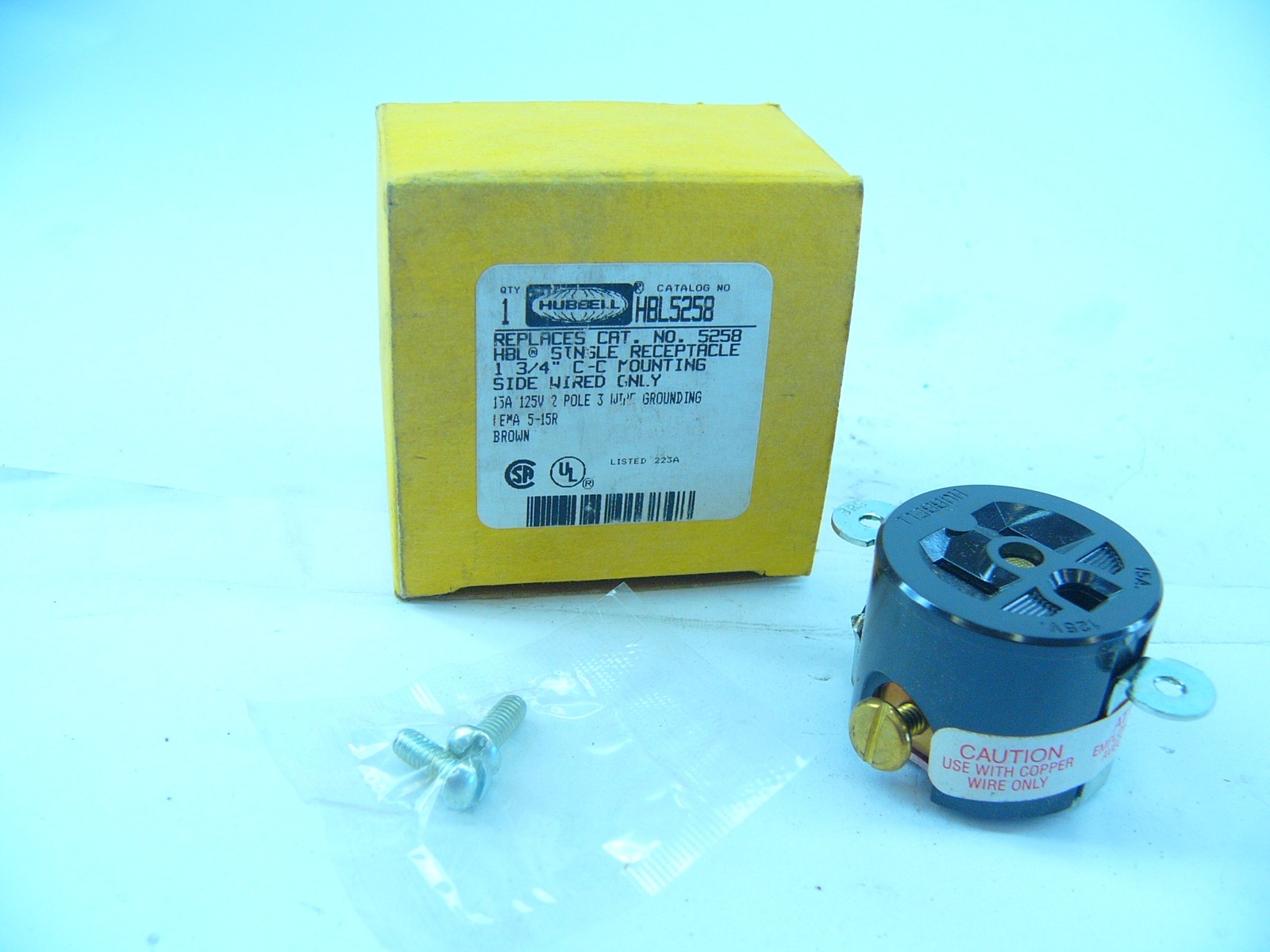HUBBELL HBL5258 SINGLE RECEP. 1-3/4" C-C MOUNTING SIDE-WIRED ONLY 15A ...