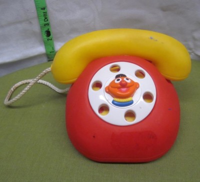 SESAME STREET rotary telephone Ernie make-believe play Illco pretend ...