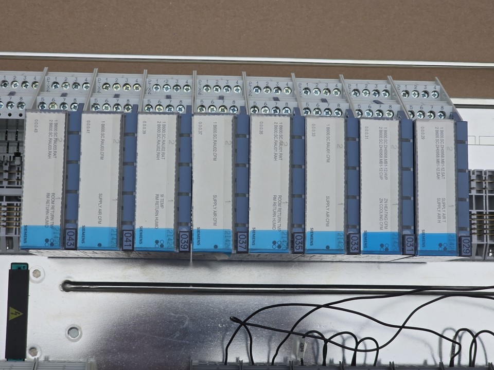 Siemens Apogee Modular Building Controller Board With Modules MBC-40 ...