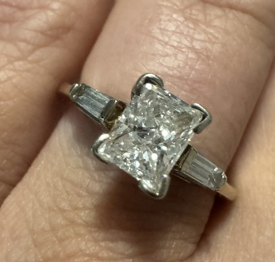 Beautiful 18k White Gold Natural Diamond Engagement Ring Size 7.5! | eBay