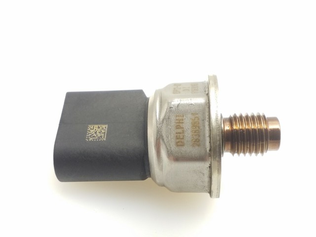 MERCEDES BENZ B Class W246 2011 Onwards Fuel Rail Sensor 28389851 for ...