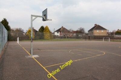 Photo 6x4 Basketball Court on Fryern Hill recreation ground Eastleigh ...