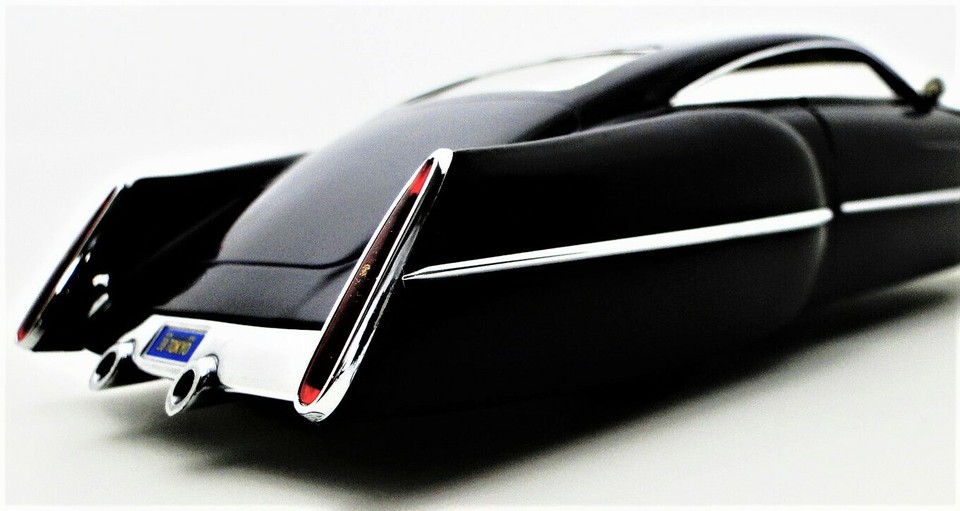 Ferrari 1:24 Race Car Racing 18 Racer Hot Rod 12 Classic Metal Body ...