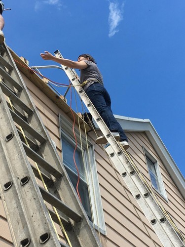 Extension Ladder Stand-Off Stabilizer for Clean/Repair Gutter Window ...