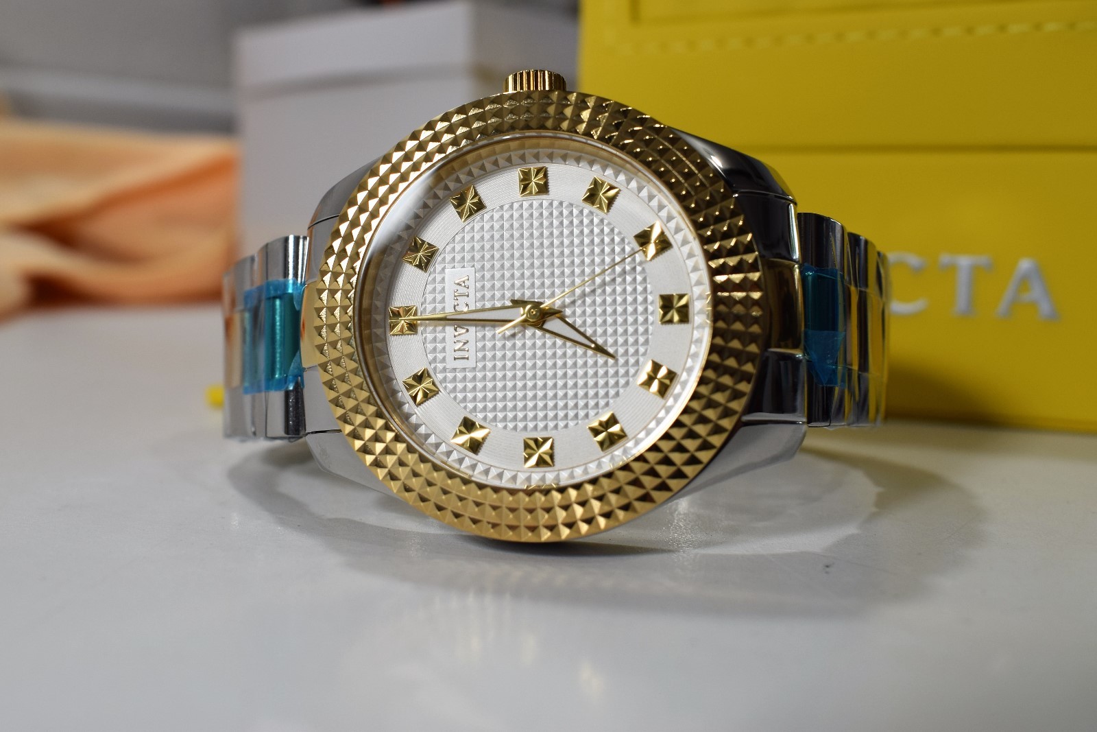 Invicta Specialty Men's Watch Quartz Stainless Steel Case Silver Dial ...