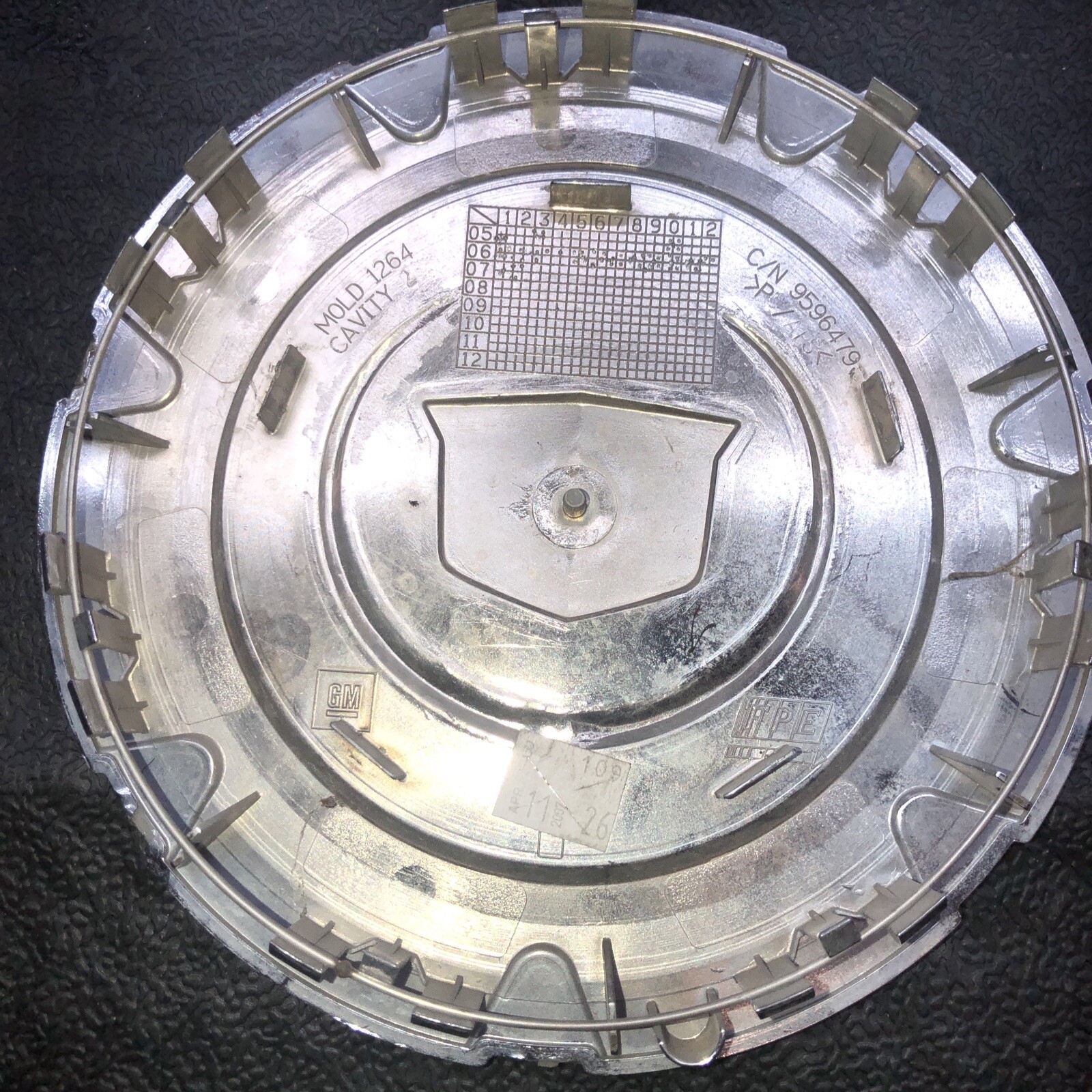 CADILLAC ESCALADE OEM WHEEL CENTER CAP CHROME FINISH 9596479 2007-2014 ...