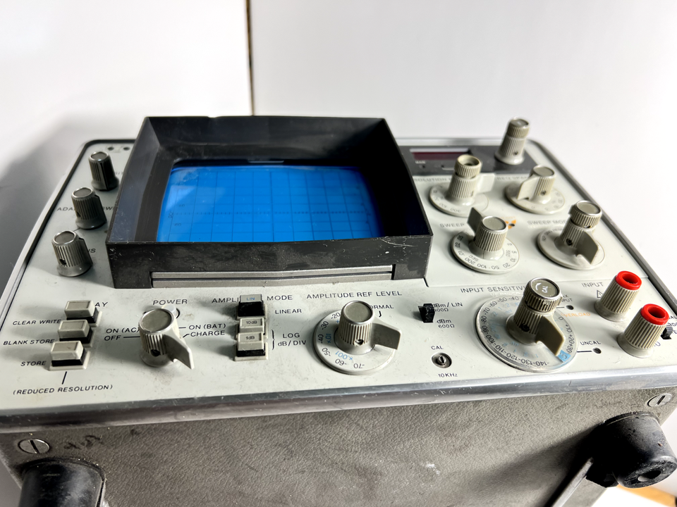 Vintage Hewlett Packard Model HP 3580A Spectrum Analyzer POWER TESTED ...