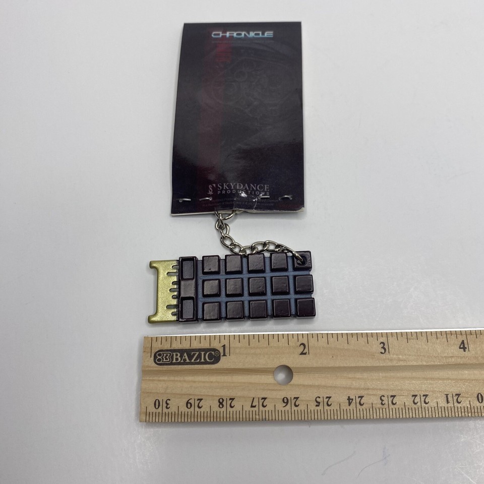 TERMINATOR GENISYS Endoskeleton T-800 Brain Chip CPU Prop Replica Key ...