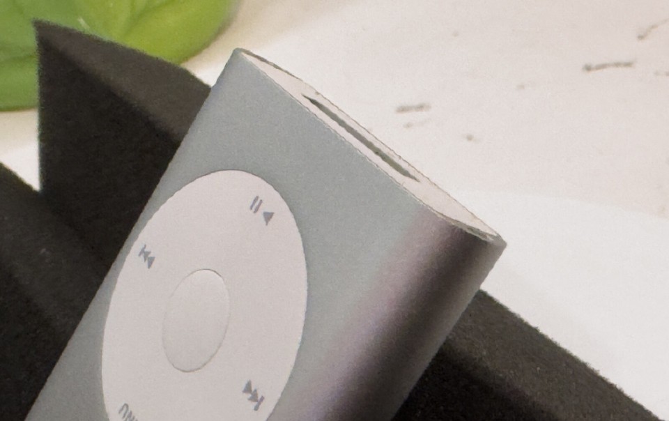 Fully Modded Silver iPod Mini 2nd Gen - Orange Backlight, Taptic, 256GB ...