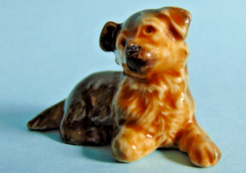 Classic vintage ceramic Wade Whimsies figurine of an Alsatian Puppy ...