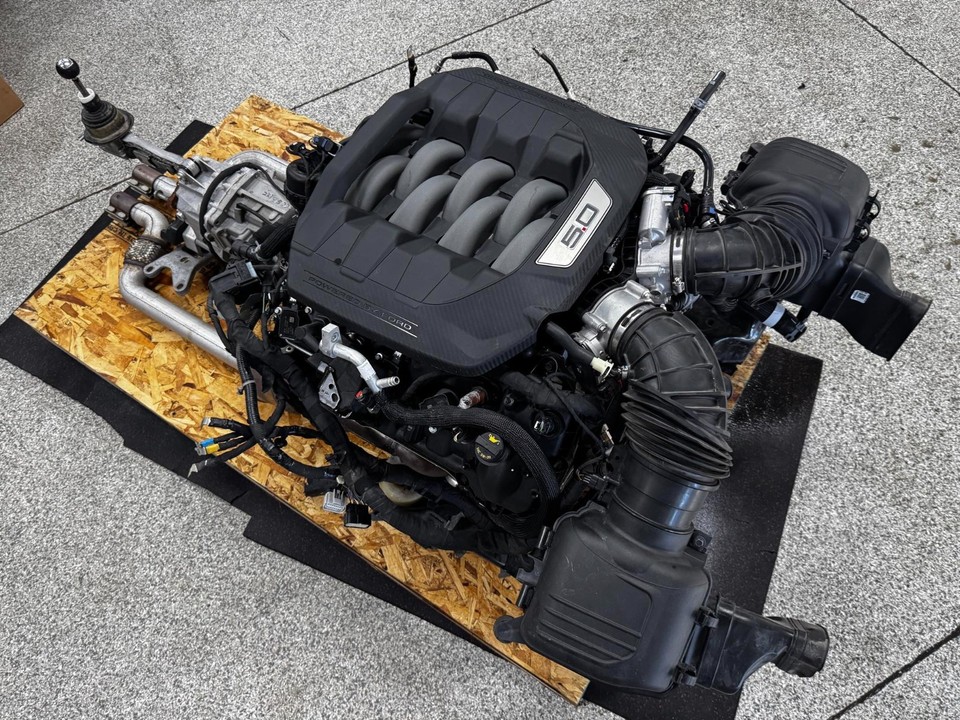 2024 Mustang 5.0 Coyote Gen 4 Engine Drivetrain MT-82 Transmission S650 ...