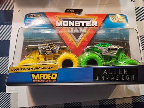 Monster Jam Max-D & Alien Invasion 1:64 Double Down Showdown | eBay