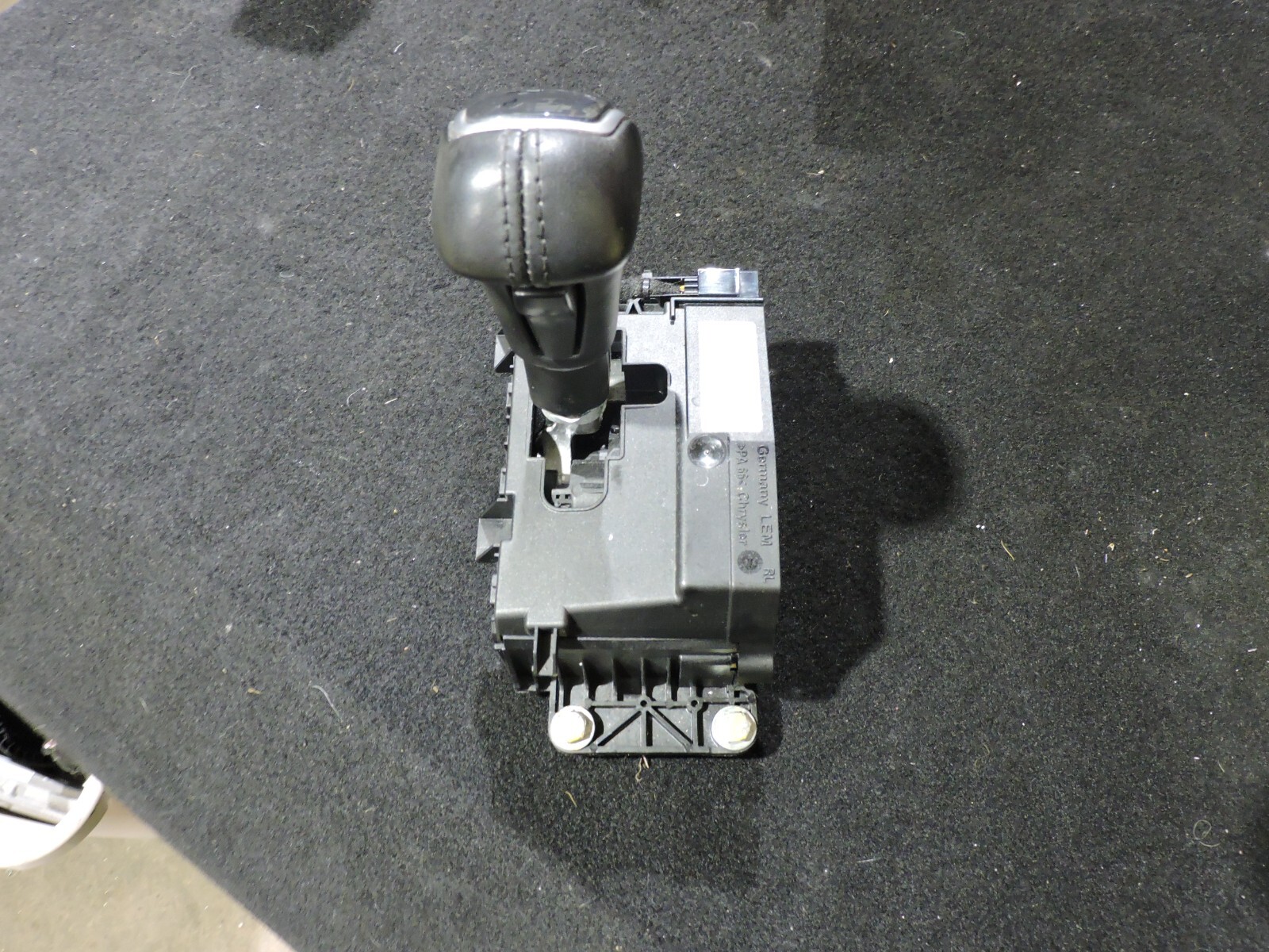 2014-17 MASERATI GHIBLI FLOOR GEAR SELECTOR SHIFTER 6700300360 | eBay