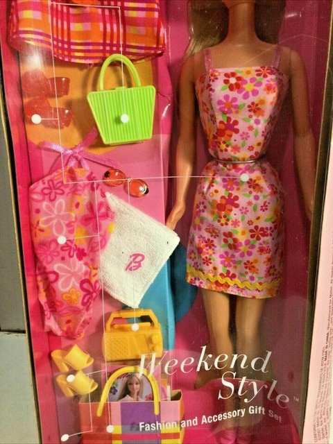 Barbie Weekend Style Doll Fashions & Accessory Gift Set 2001 Mattel ...
