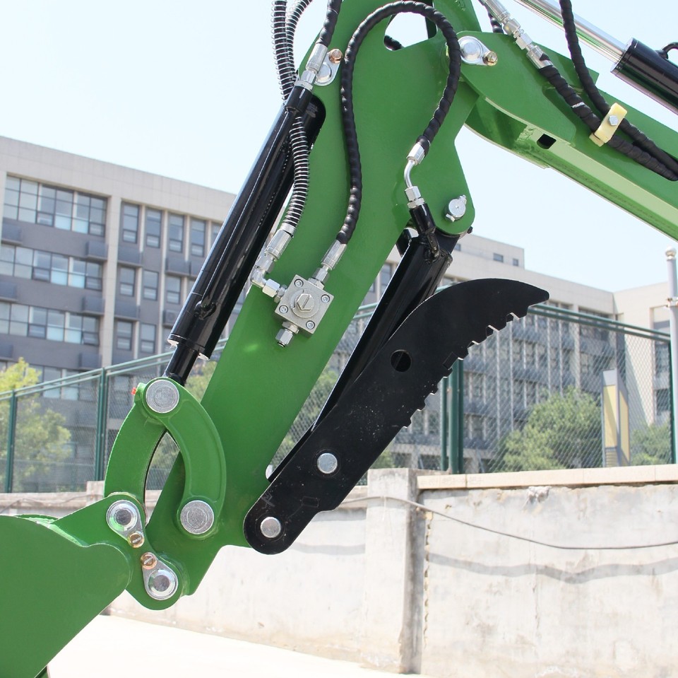 FREE SHIP 13.5HP Mini Excavator Crawler Digger B&S EPA Hydraulic thumb ...
