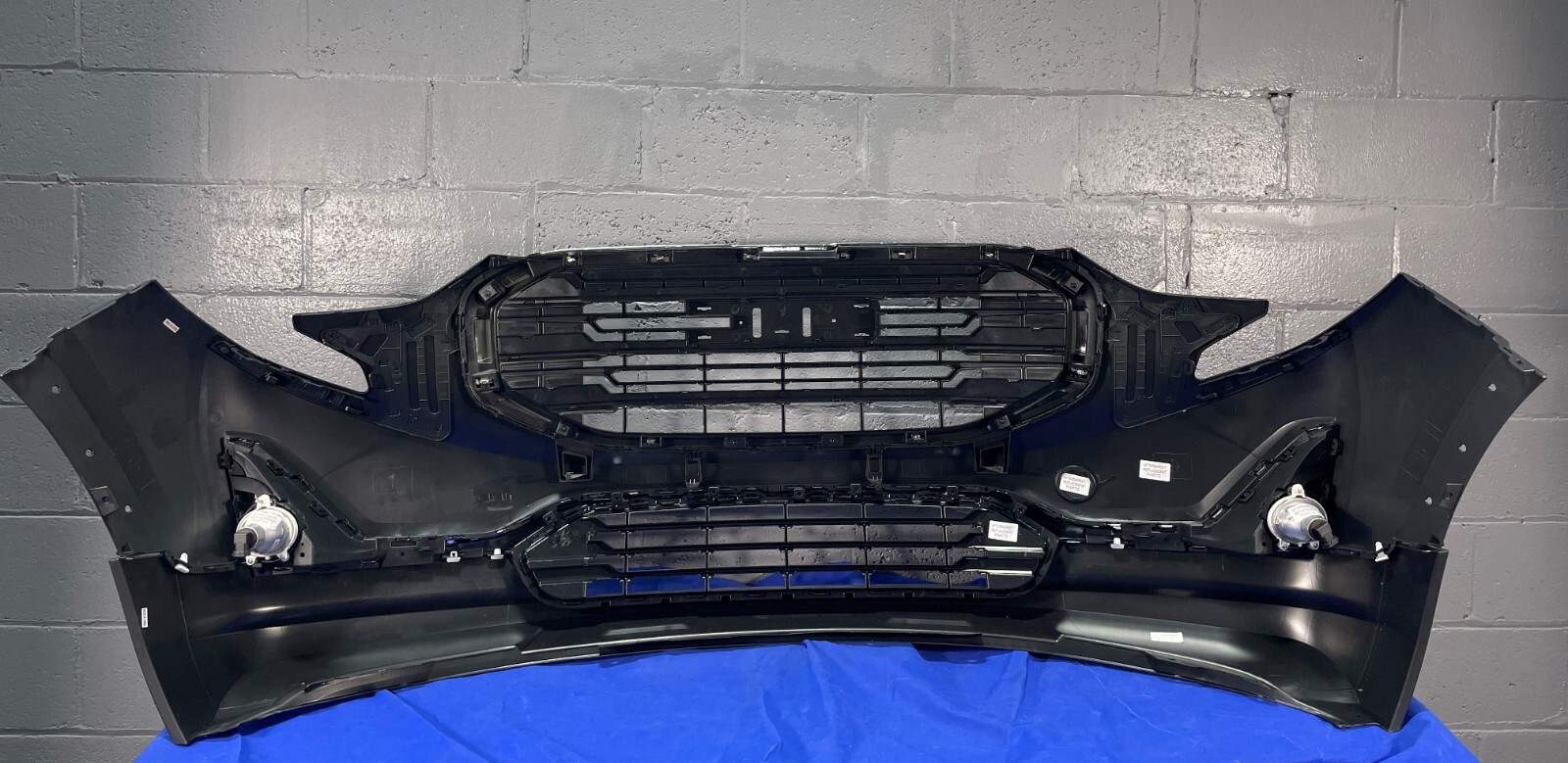 For 2018 2019 2020 2021 GMC Terrain SLE Complete Front Bumper Assembly ...