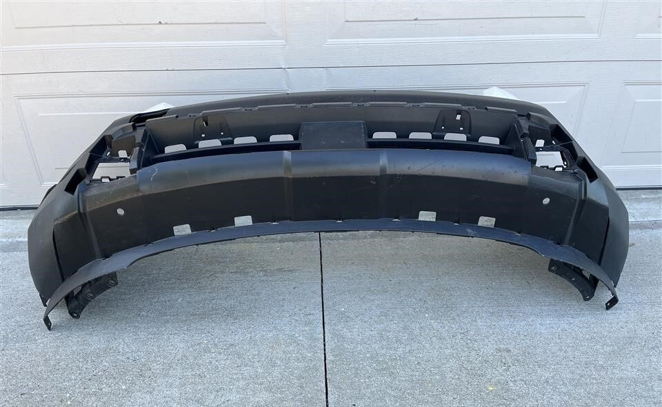 2022 2024 22 23 24 Nissan Pathfinder Rock Creek Front Bumper Oem 62022