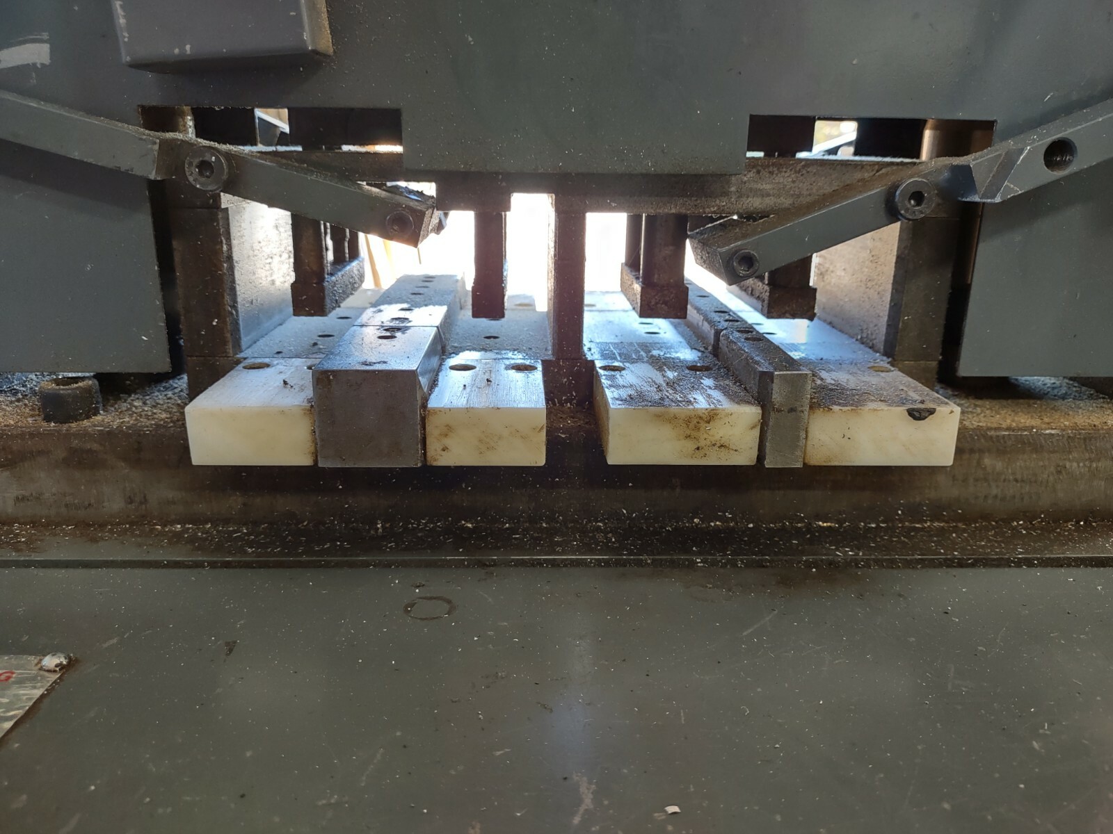 Arnim EZ Punch Oldcastle/Vistawall Storefront Punch Set Up FG-5100 Read ...