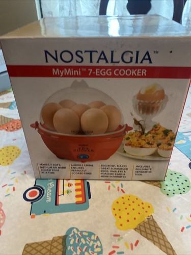 NEW Nostalgia Mymini My Mini 7-Egg Cooker Red Makes Soft/Medium/Hard ...