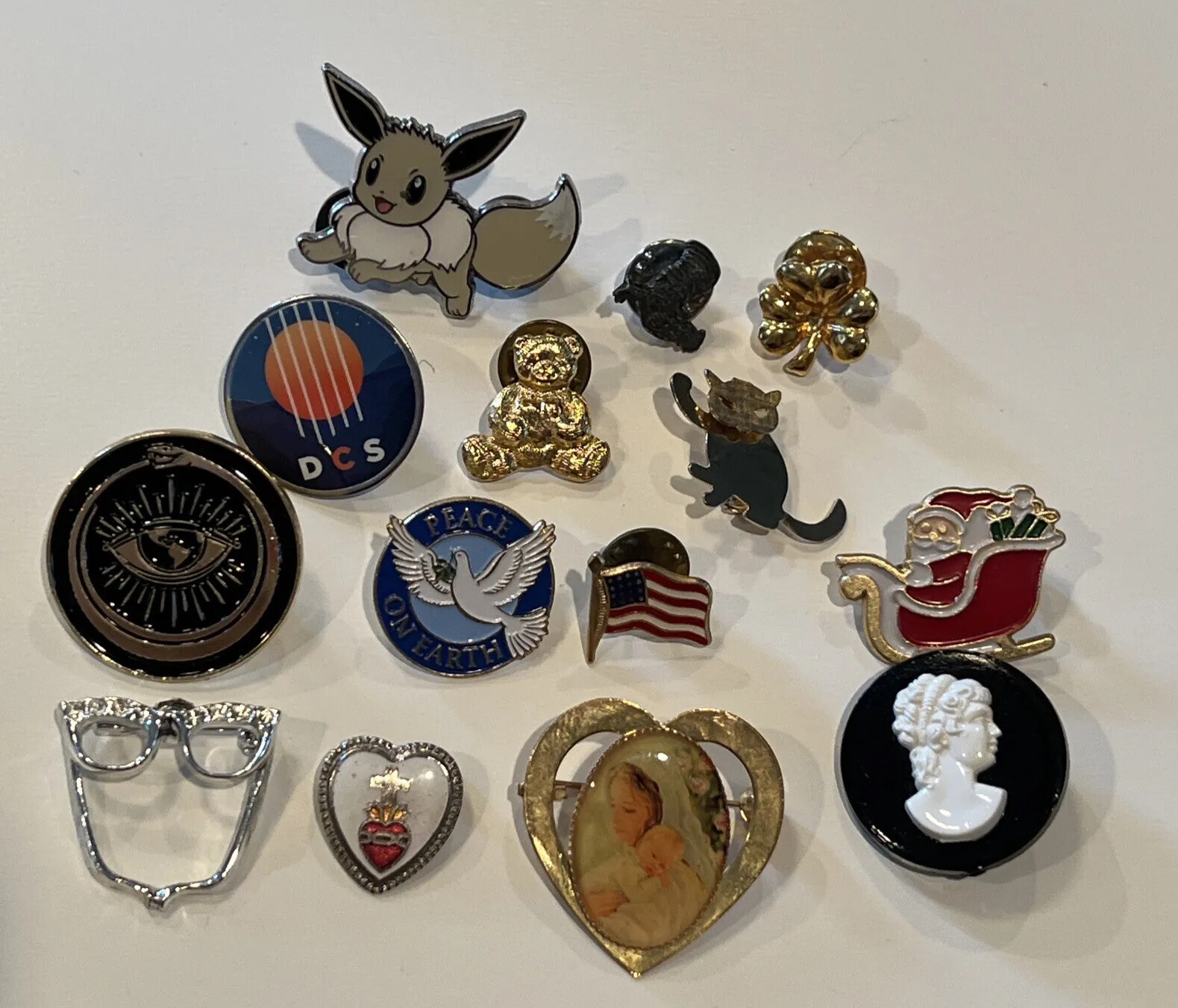 14 Pins Assorted Design Sizes & Styles Enamel & More - Gem