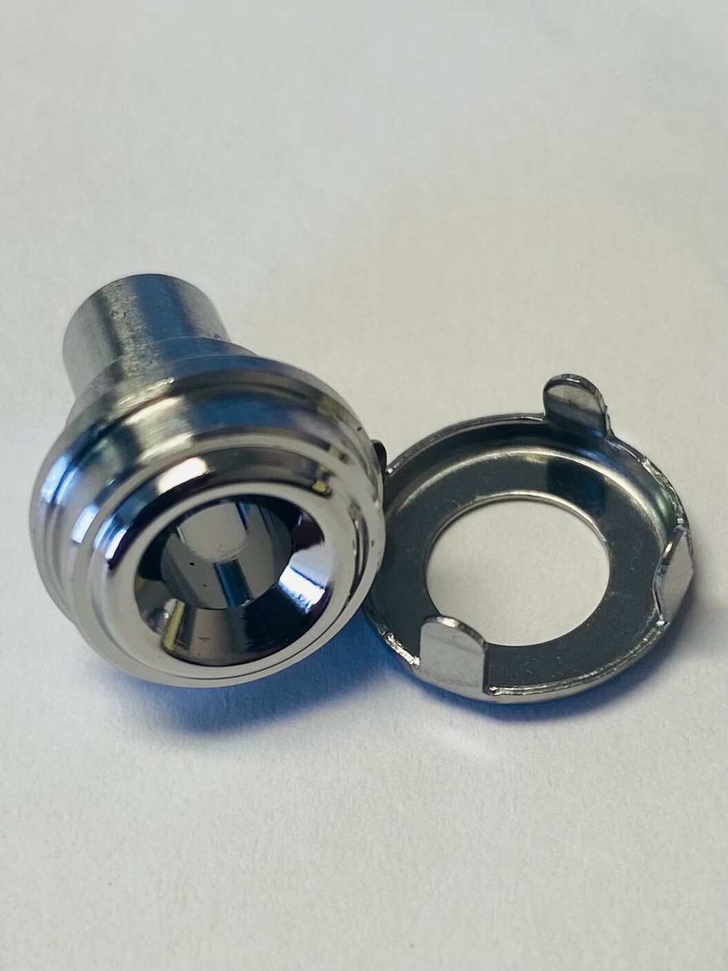 Parker SSS-4FG-25-PE, 4-4 V1M-SSV .035-PE, 1/4" Electro-Polished Gland ...