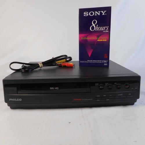 PHILCO HQ VHS VCR VT2310AT01 4 Head HiFi Player w/ A/V Cables and Sony ...