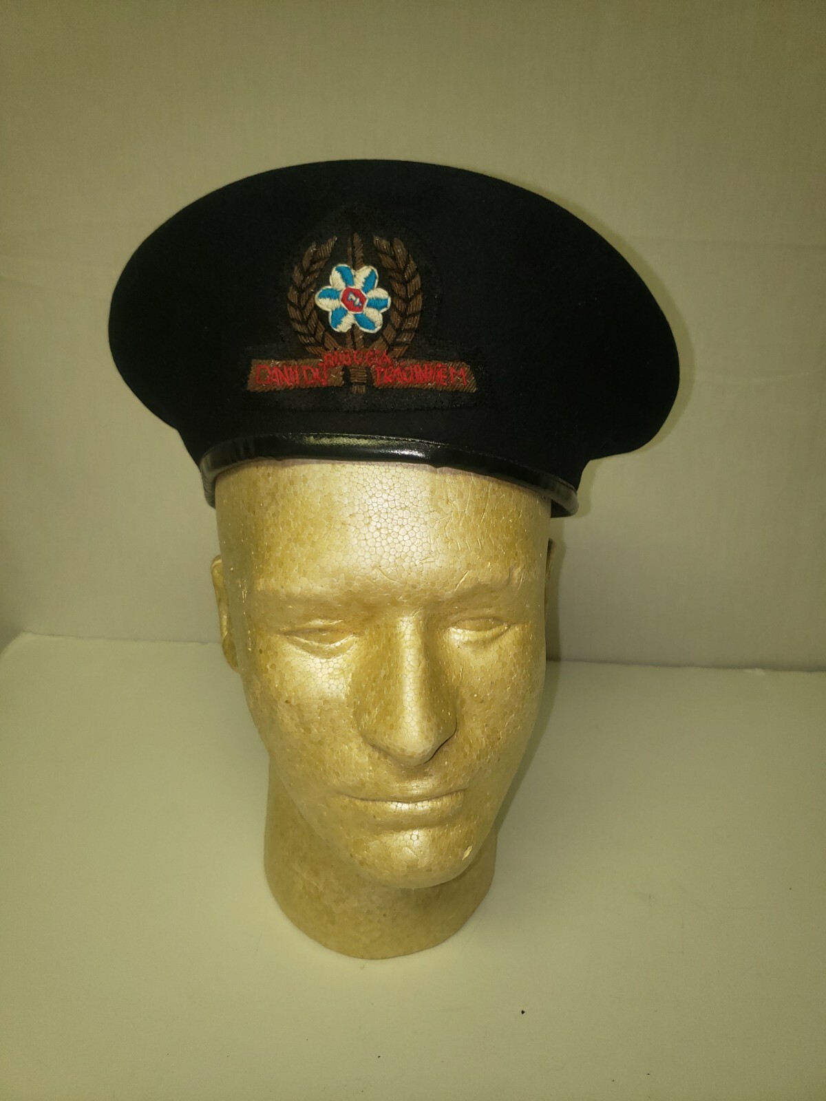 R25D-120 Vietnam RVN Army Black Beret Bullion Political School Sz 7 ...