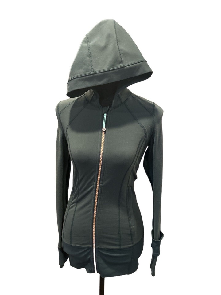 Lululemon Size 2 Daily Practice Jacket Thumb Holes Longer Sleeve Dark ...