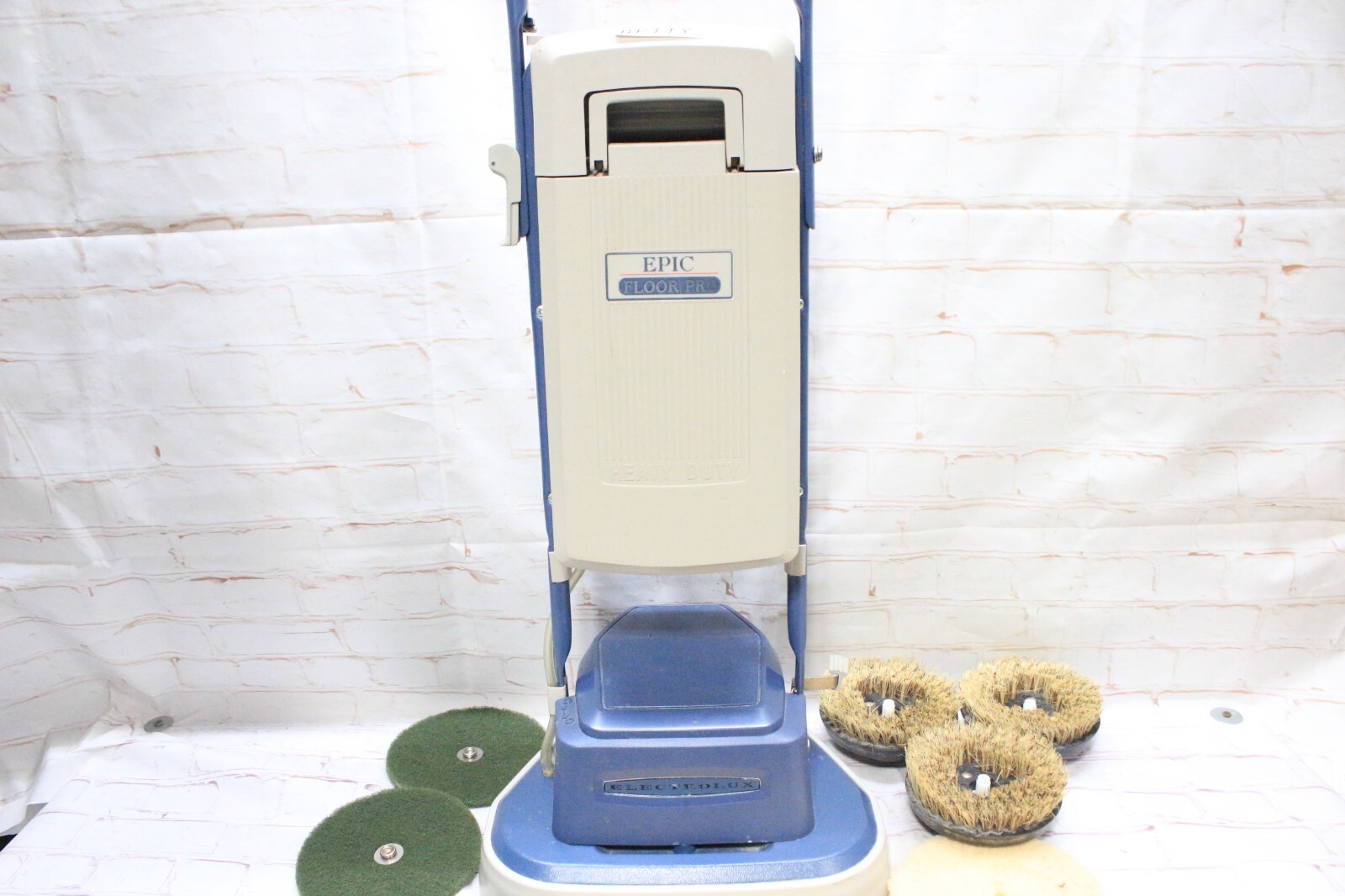 Electrolux Epic Floor Pro Model S105A Carpet Shampooer Scrubber Buffer ...
