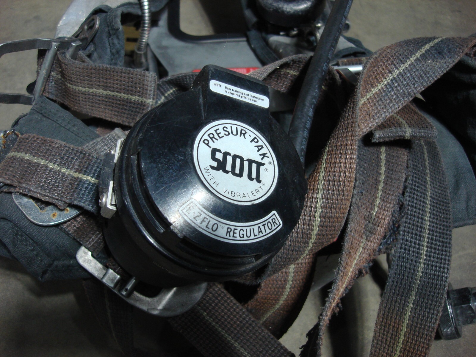 Scott 2.2 AP50 Air Pack EZ-Flo Vibralert Low Air Audible Bell SCBA ...