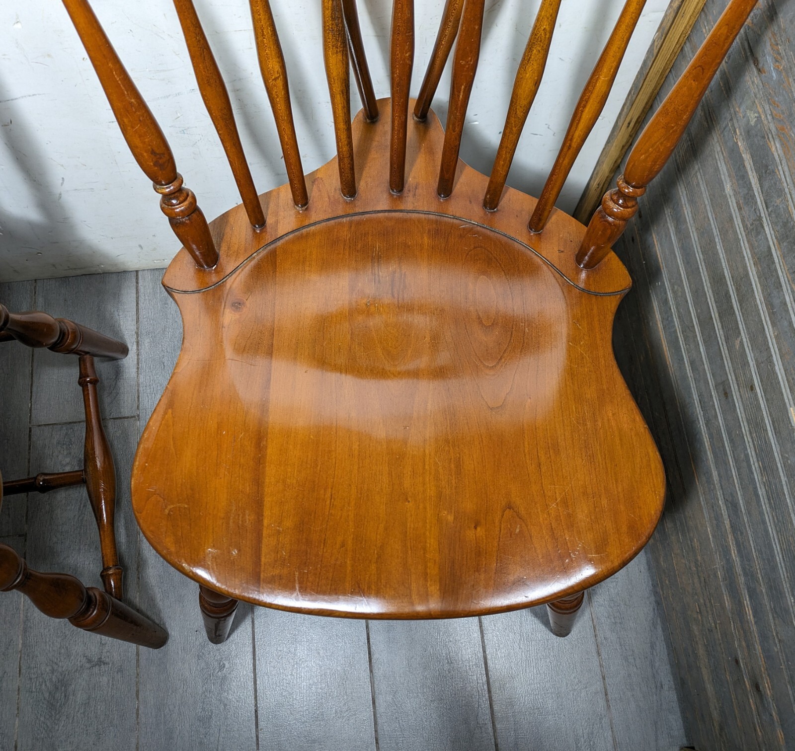 Vintage Pair of Tell City Windsor Duxbury Fiddleback Spindles Dining ...