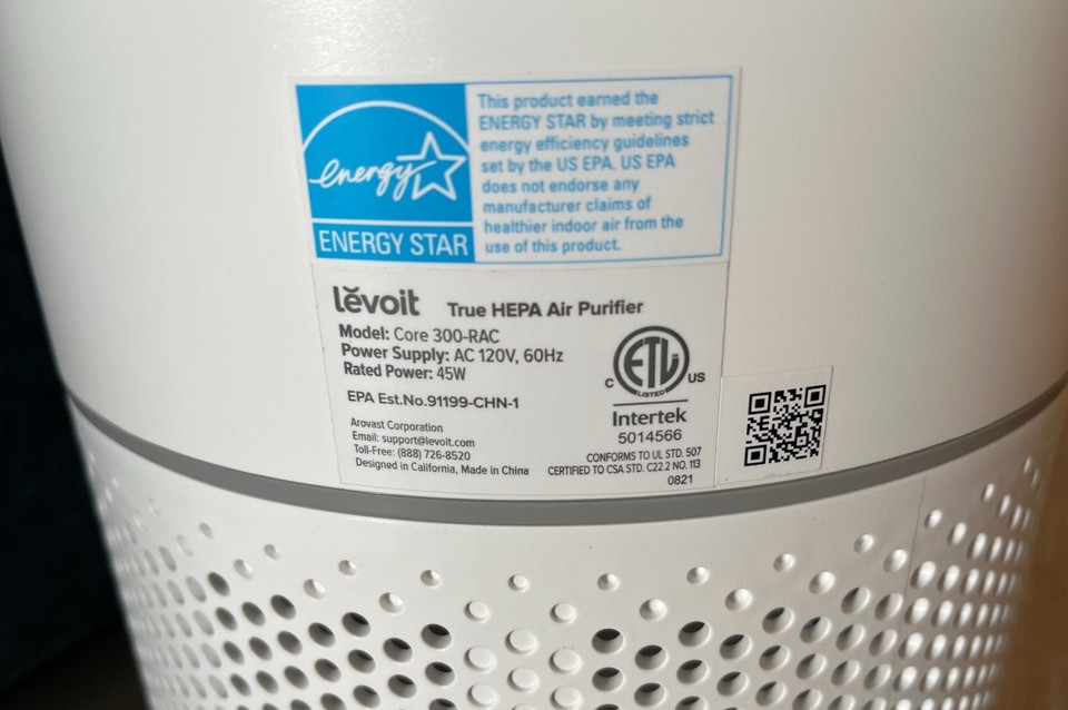 Levoit Core 300-RAC Air Purifier HEPA WHITE excellent condition NO ...