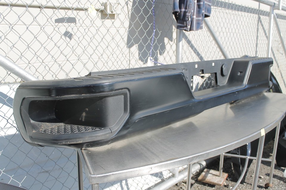 2019-2021 CHEVROLET SILVERADO GMC SIERRA 2500 3500 REAR BUMPER NICE OEM ...