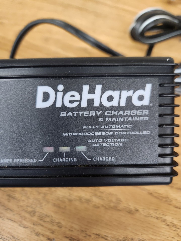 DieHard 6V/12V Model 28.71219 Battery Charger & Maintainer Lawn ...