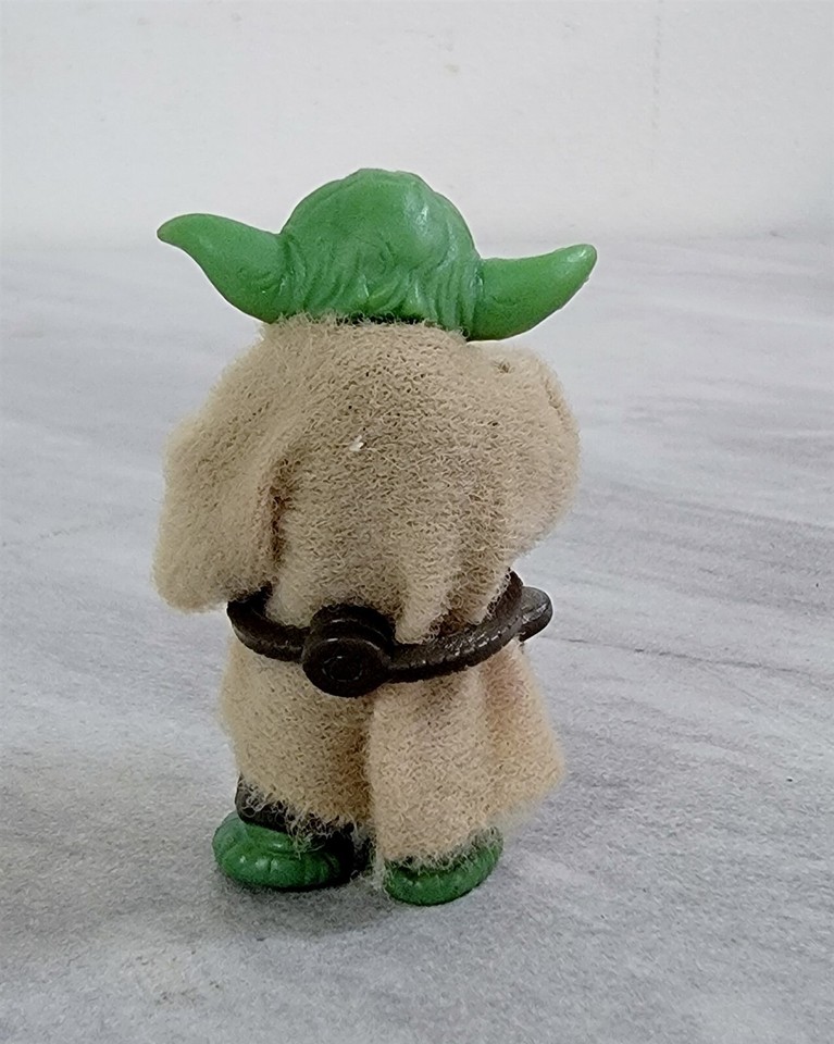 A-551 VINTAGE 70'S/80'S KENNER STAR WARS PAC MAN DARK GREEN YODA NO ...