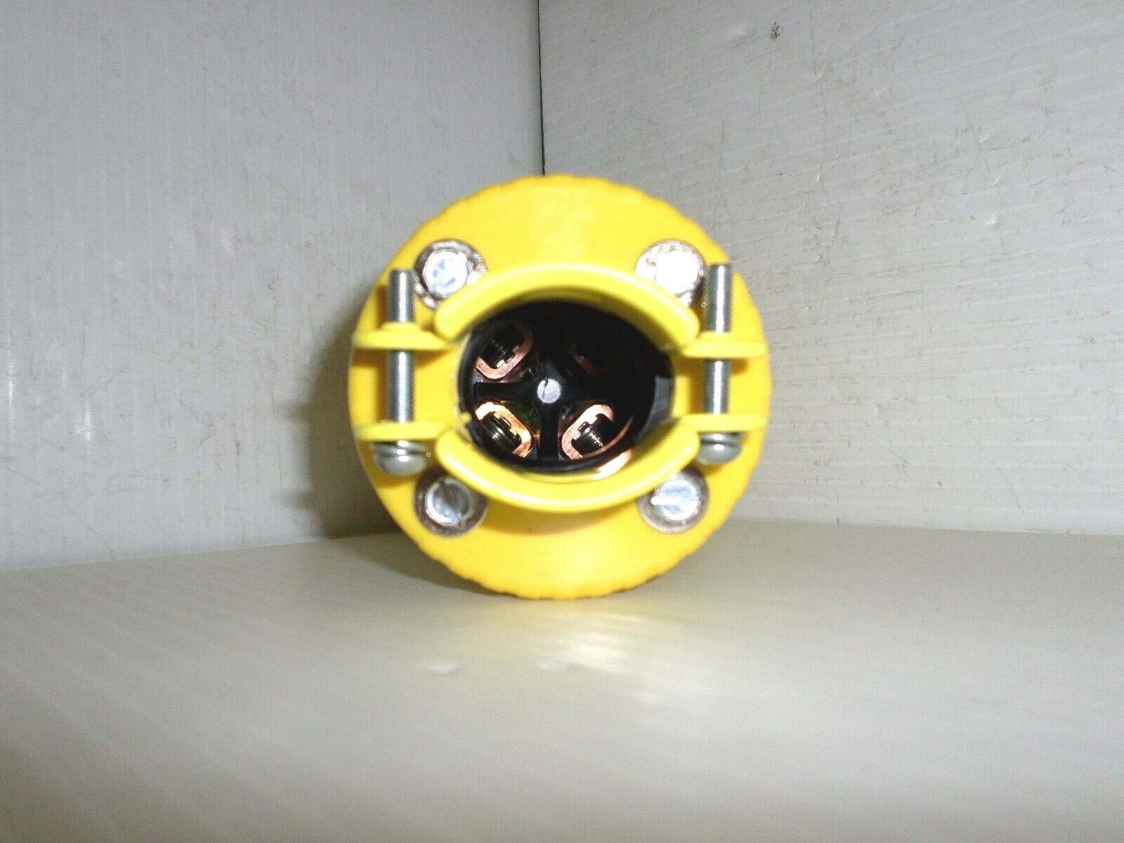 ⭐NEW IN BOX⭐ HUBBELL HBL26418 HUBBELLOCK 60-Amp FEMALE CONNECTOR 60A ...