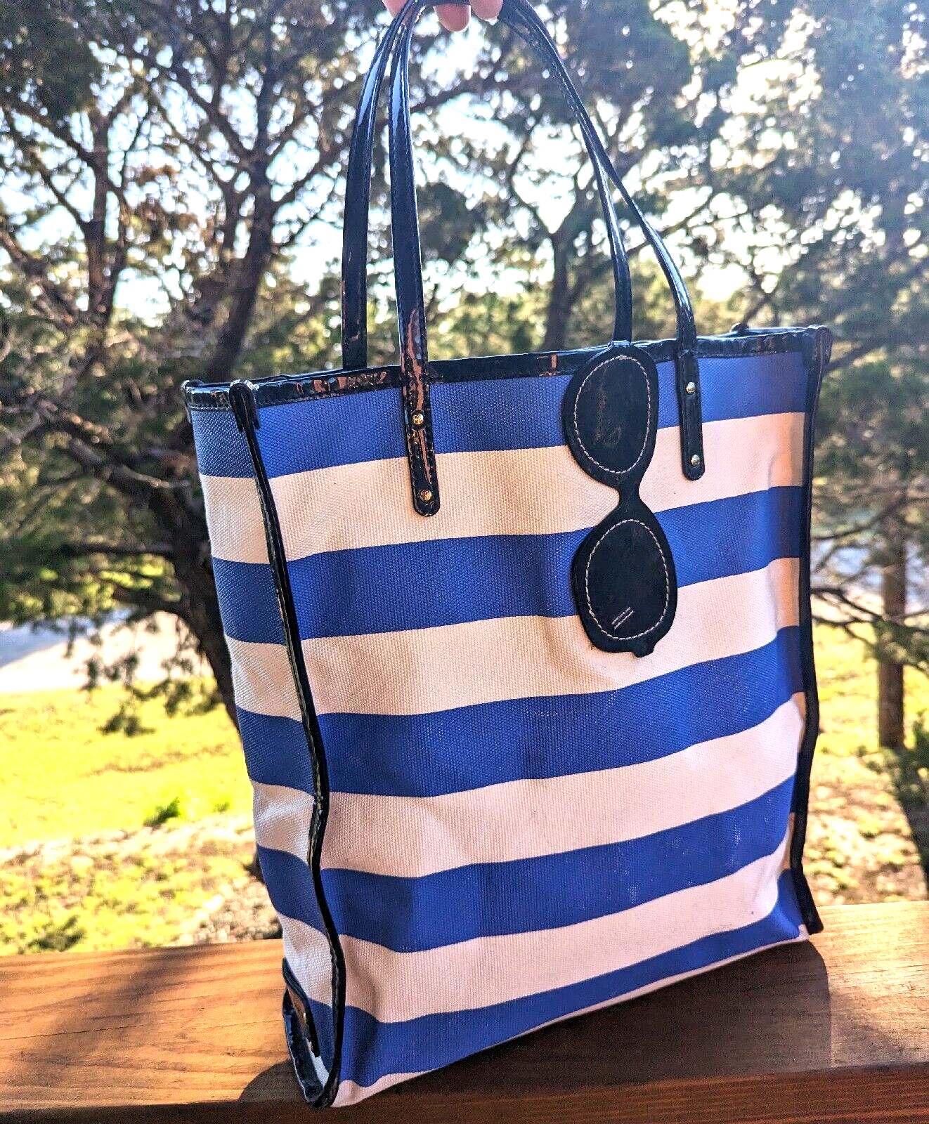 KATE SPADE Blue & White Striped “Pass the Shades” GRIFFEN Canvas Tote ...