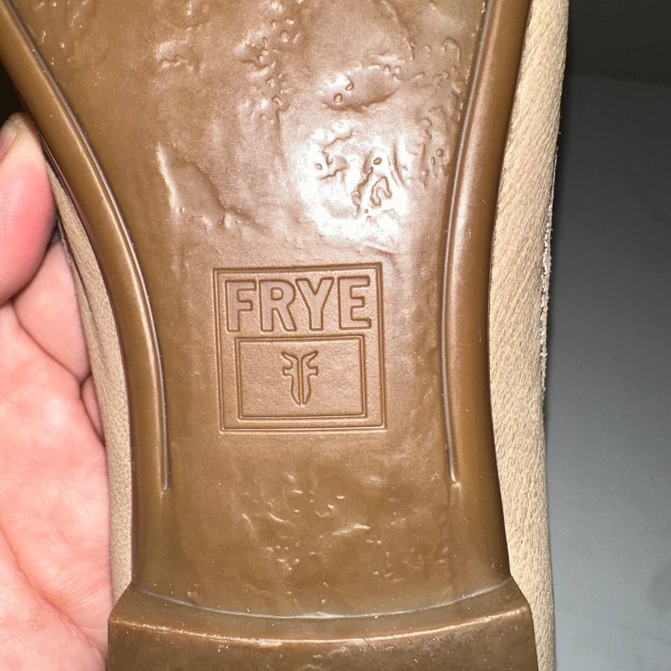 Frye Classic Ballet Flats Size 6m Taupe Gray Leather Stitched Details ...