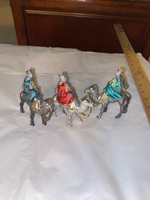 Three Wisemen Kings Camels Plastic Christmas Figures Silver Tone ...