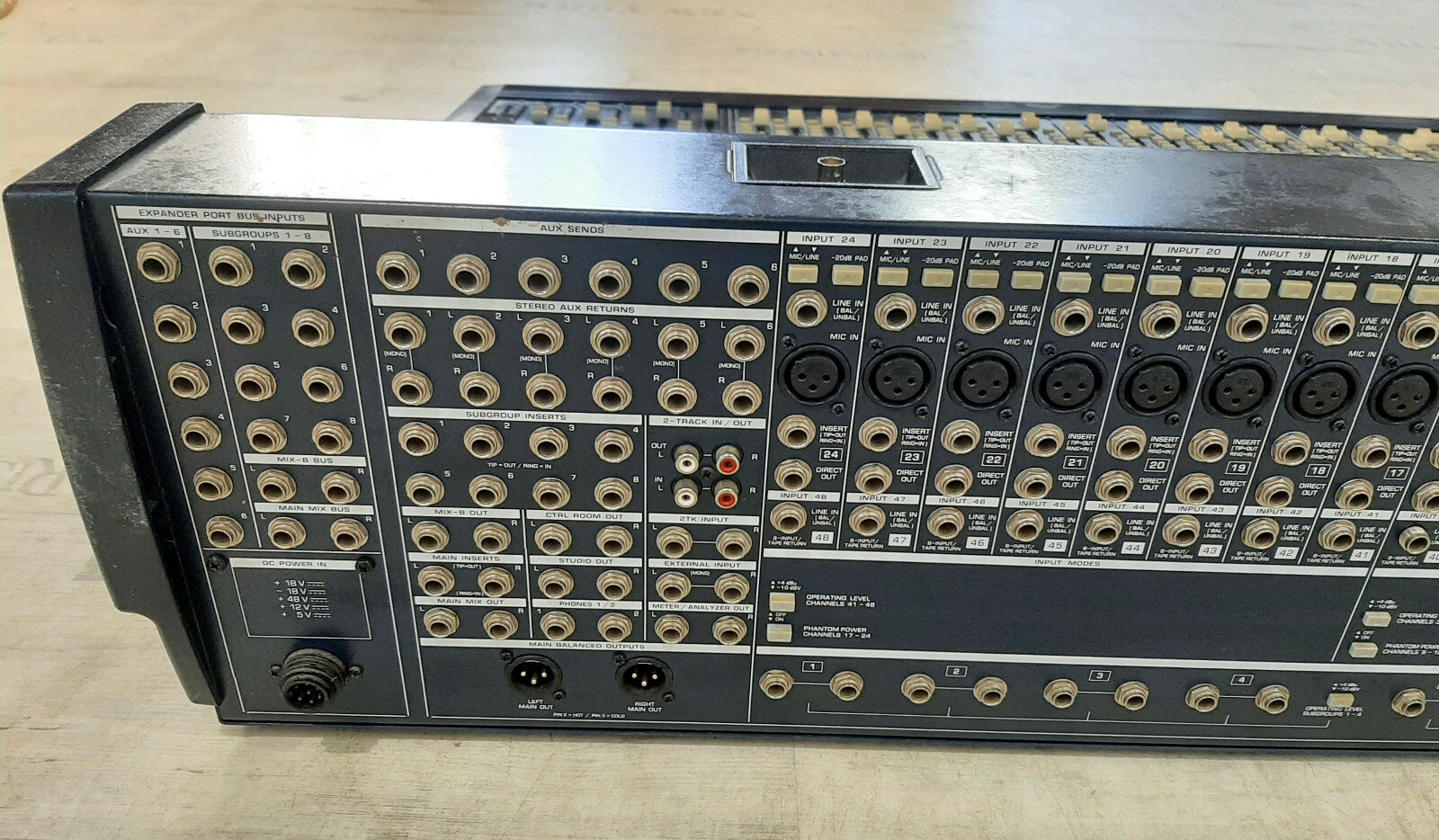 Behringer Eurodesk MX 9000 48/24 | eBay.de